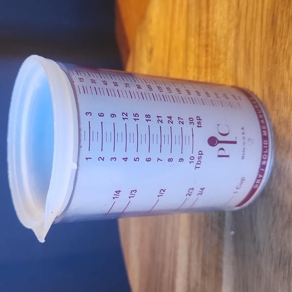 The Pampered Chef | Kitchen | Pampered Chef Small Measuring Cup | Poshmark